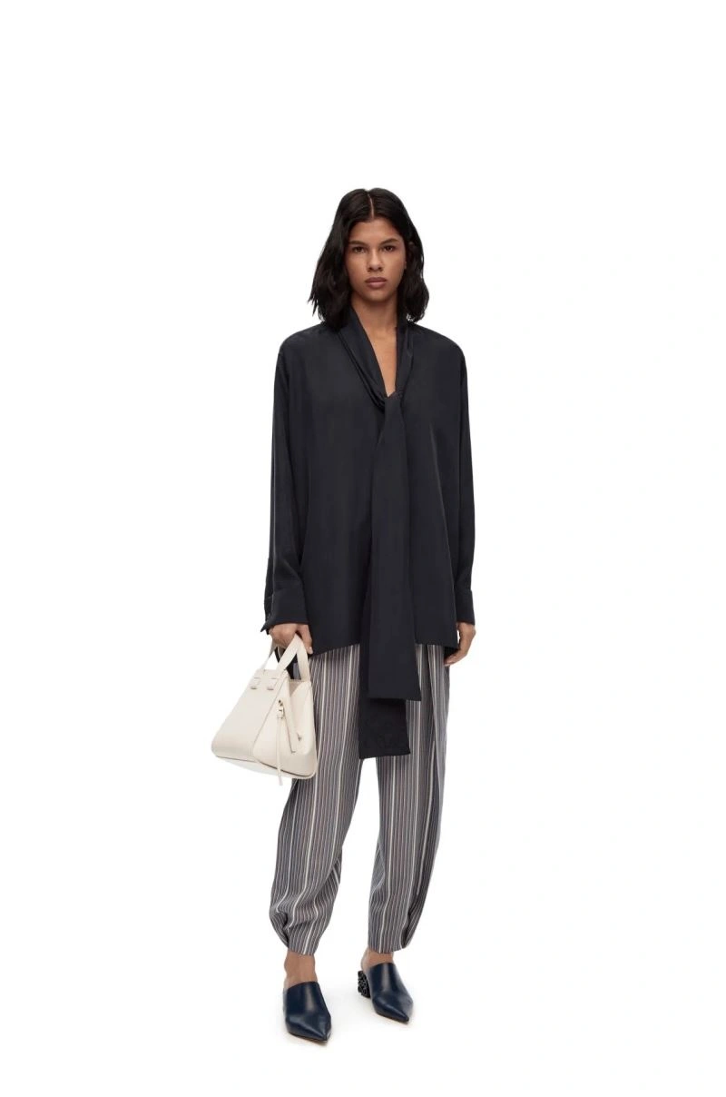 Factory-made Loewe Hammock Bags