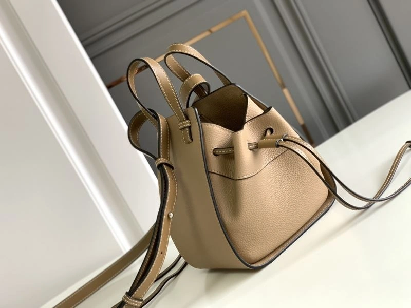 1:1 copy Loewe Hammock Bags