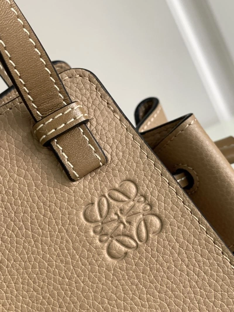 1:1 copy Loewe Hammock Bags