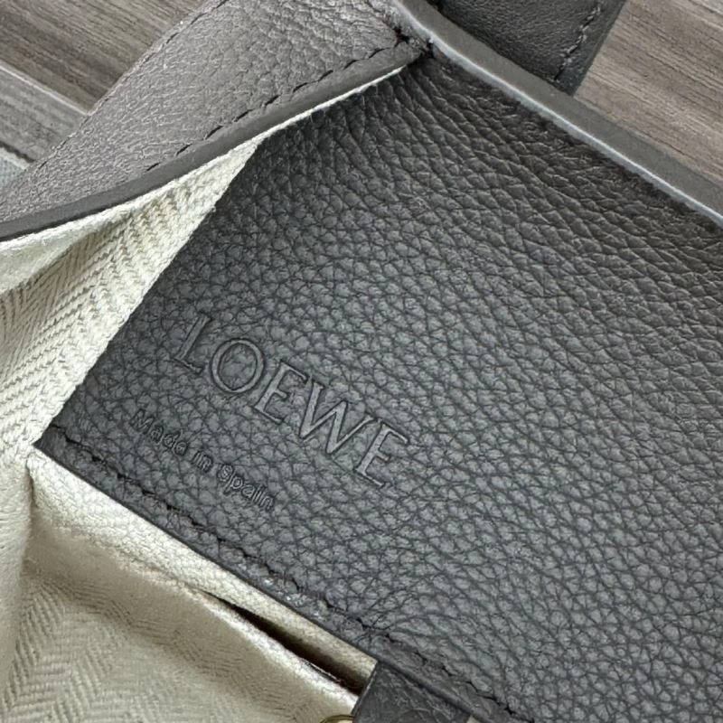 Accurate model Loewe Hammock Bags