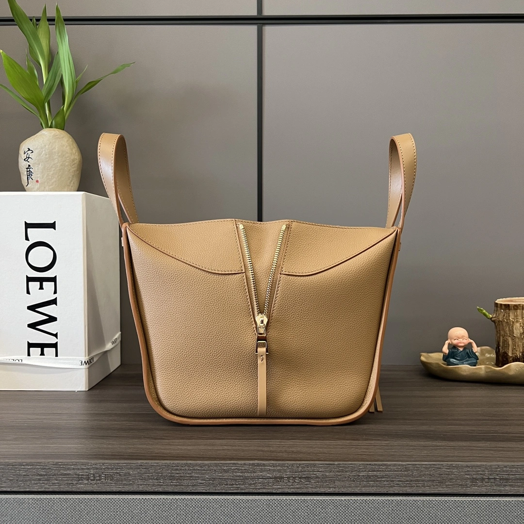 High fidelity Loewe Hammock Bags