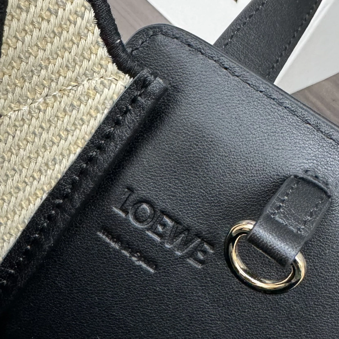 1:1 copy Loewe Hammock Bags