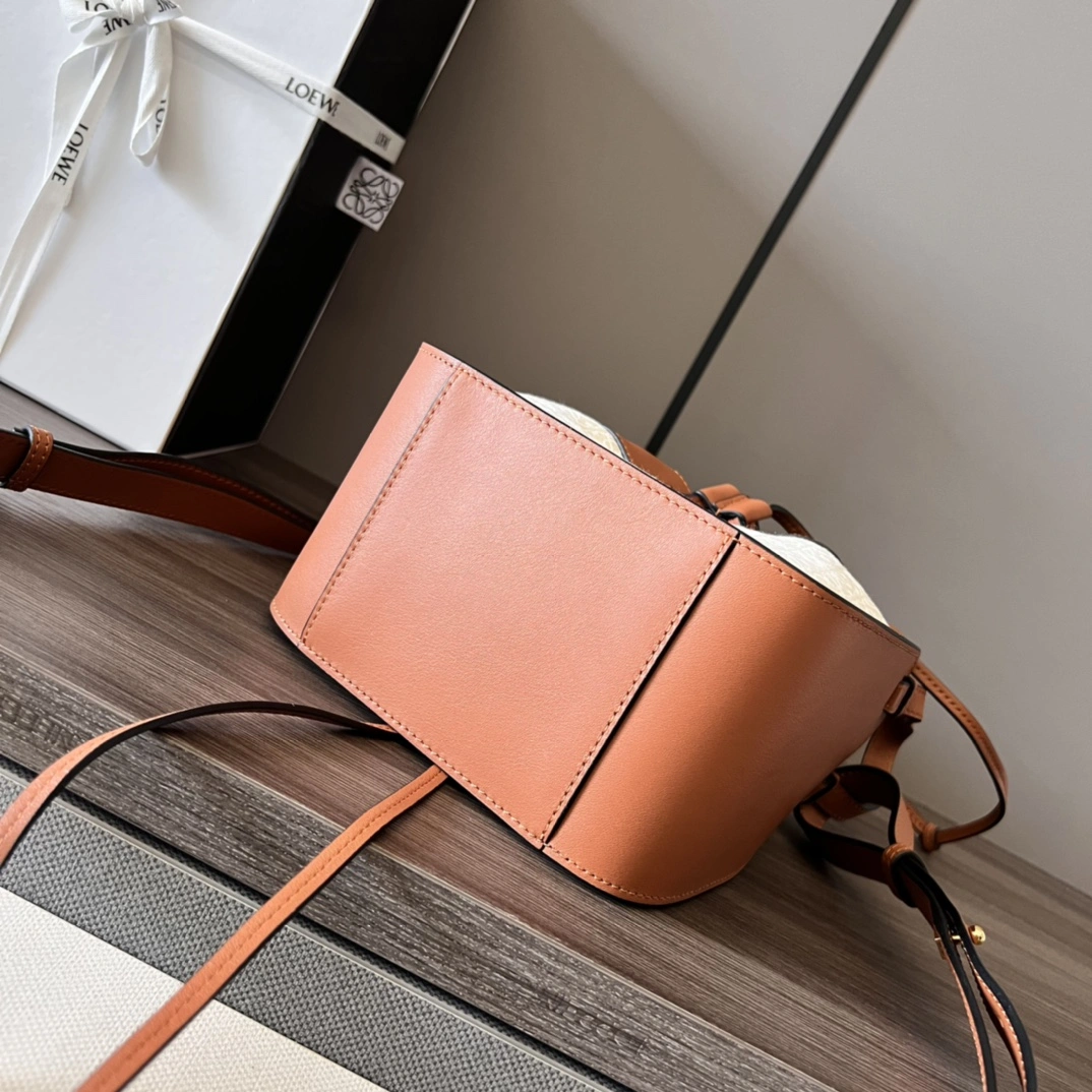 Precise copy Loewe Hammock Bags