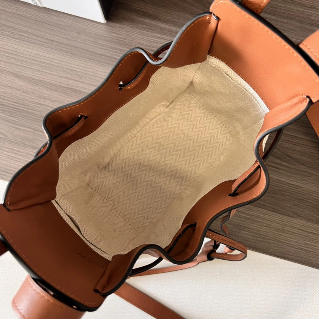 Precise copy Loewe Hammock Bags