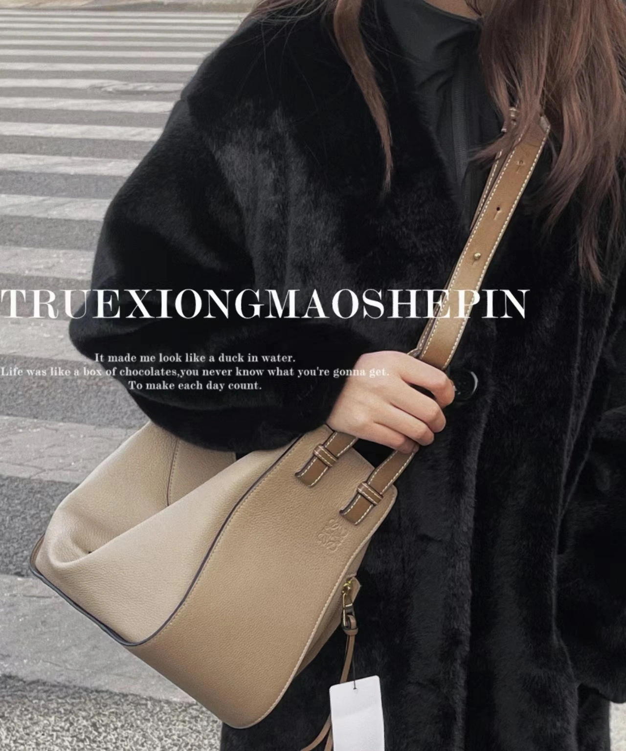 Accurate model Loewe Hammock Bags
