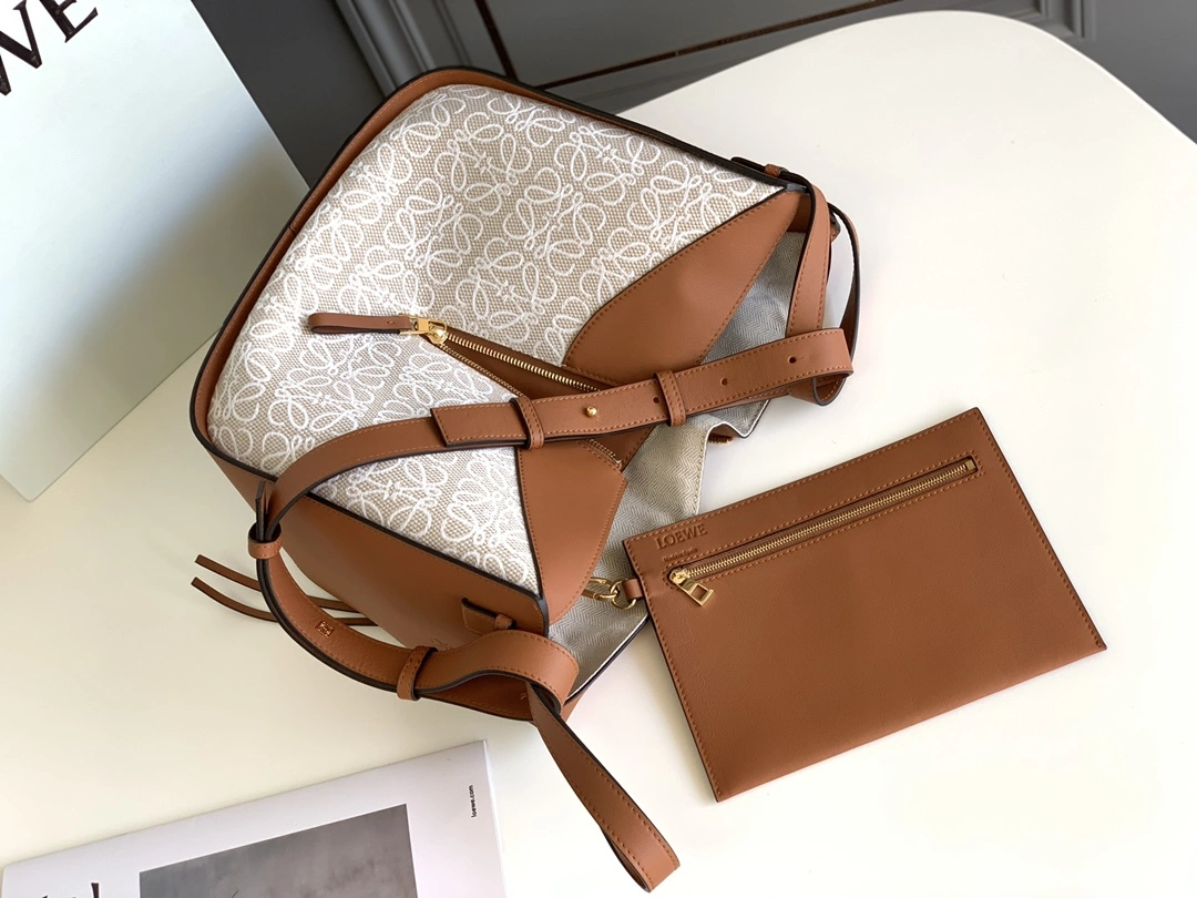 Accurate model Loewe Hammock Bags