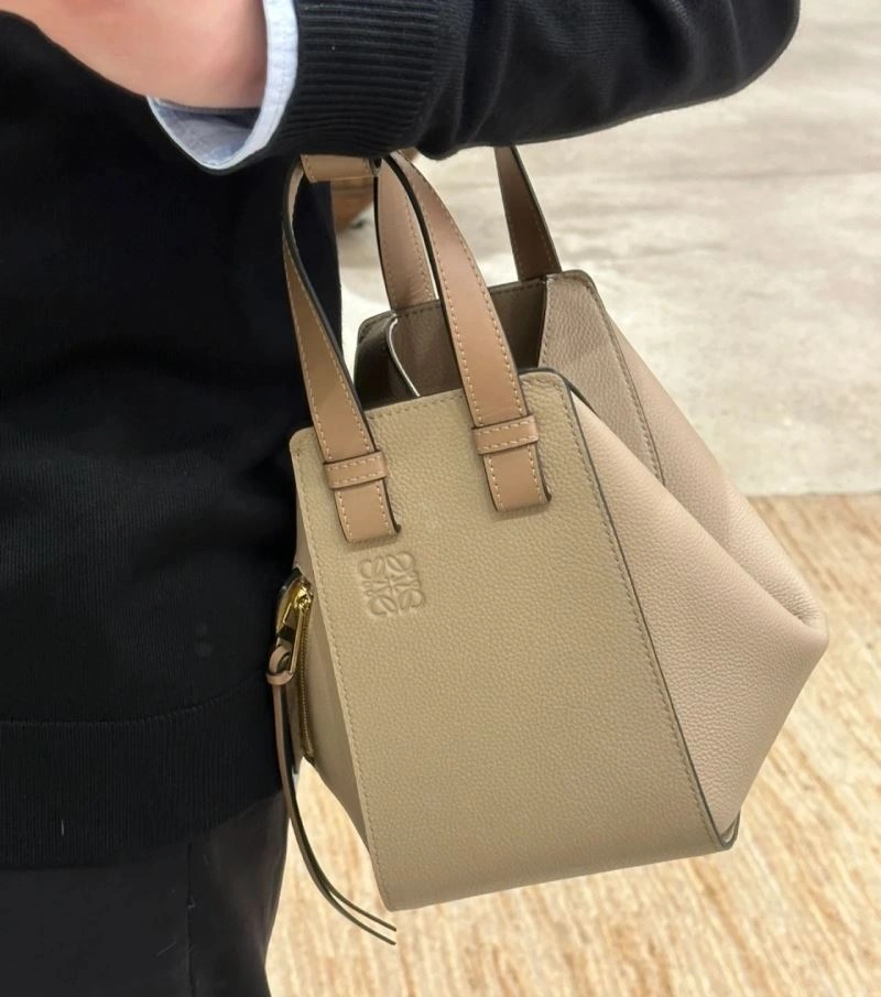 Brand-original Loewe Hammock Bags