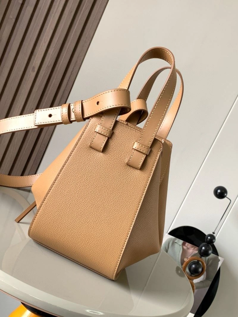 Low-cost Loewe Hammock Bags
