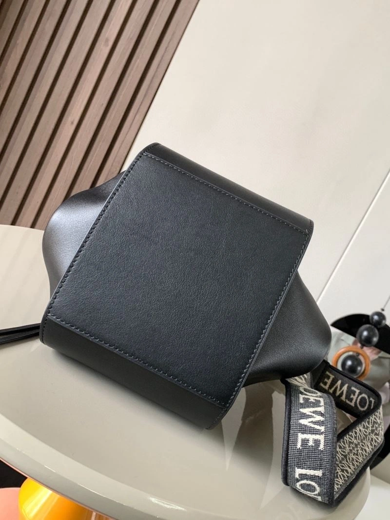 Indistinguishable Loewe Hammock Bags