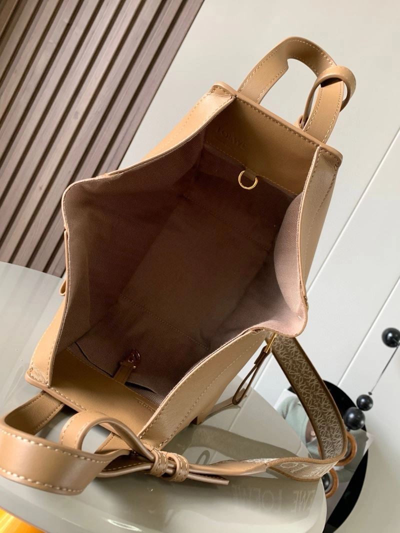 1:1 copy Loewe Hammock Bags