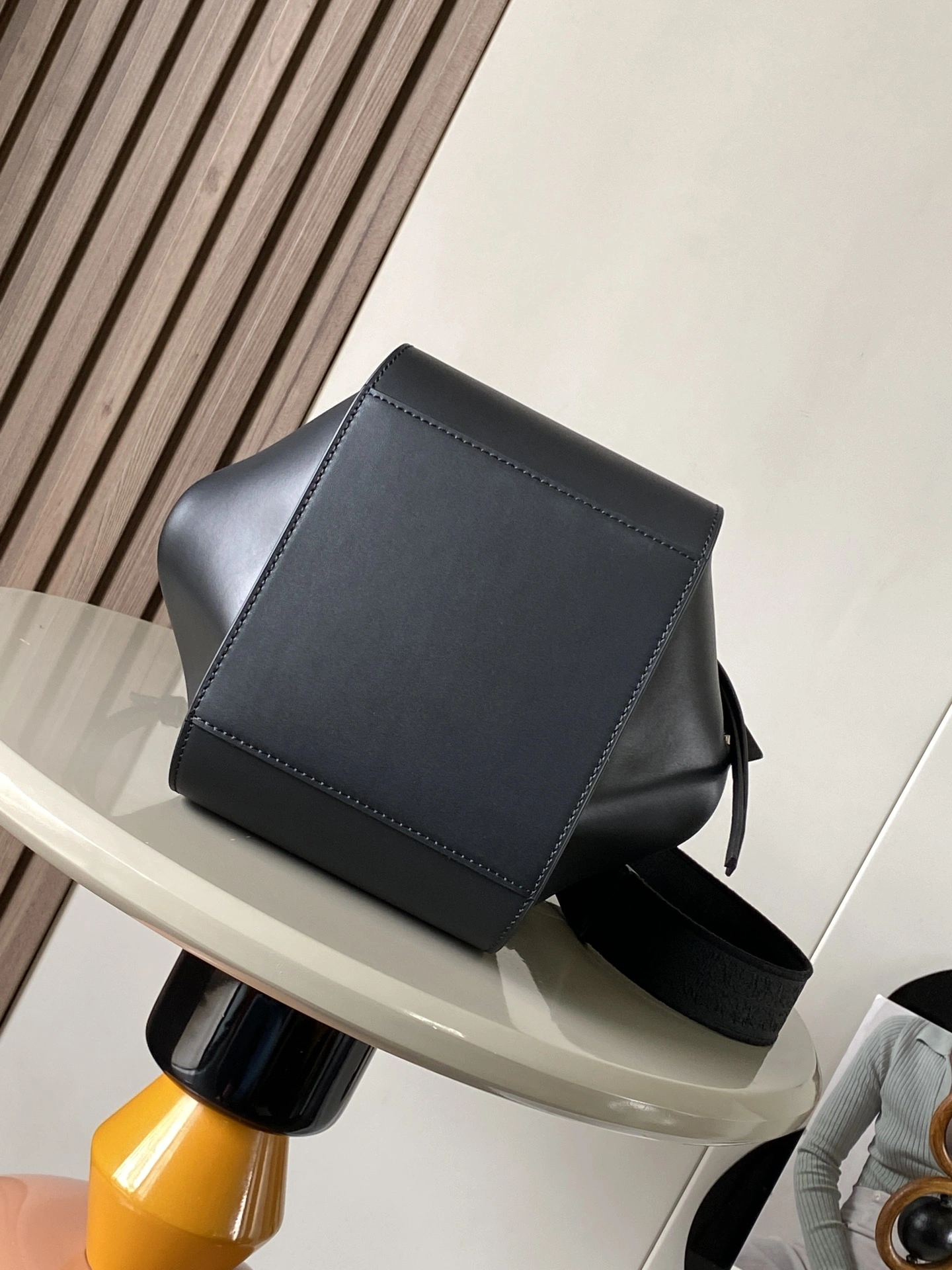 Low-cost Loewe Hammock Bags