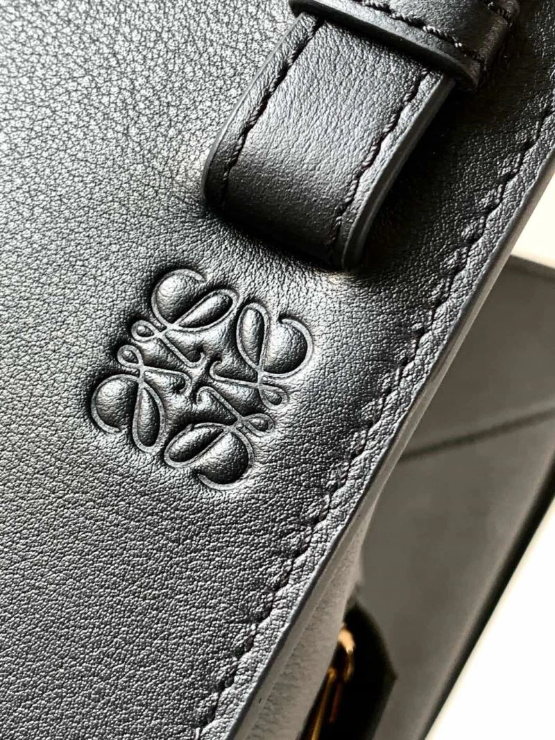 Accurate model Loewe Hammock Bags