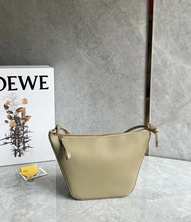 Top match Loewe Hobo Bags