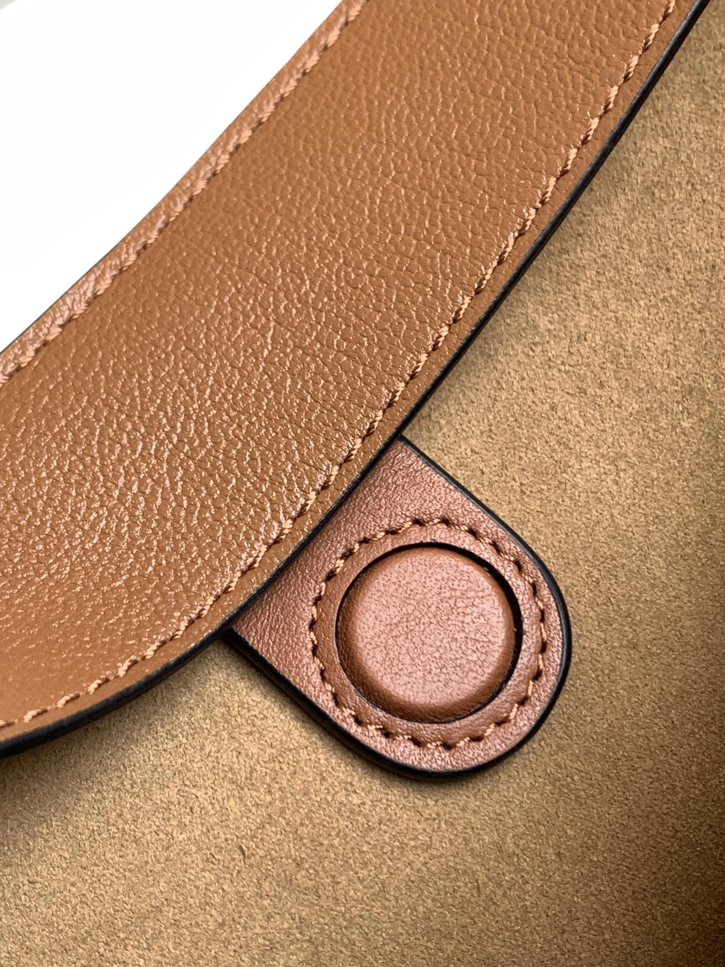 Reasonably priced Loewe Hobo Bags