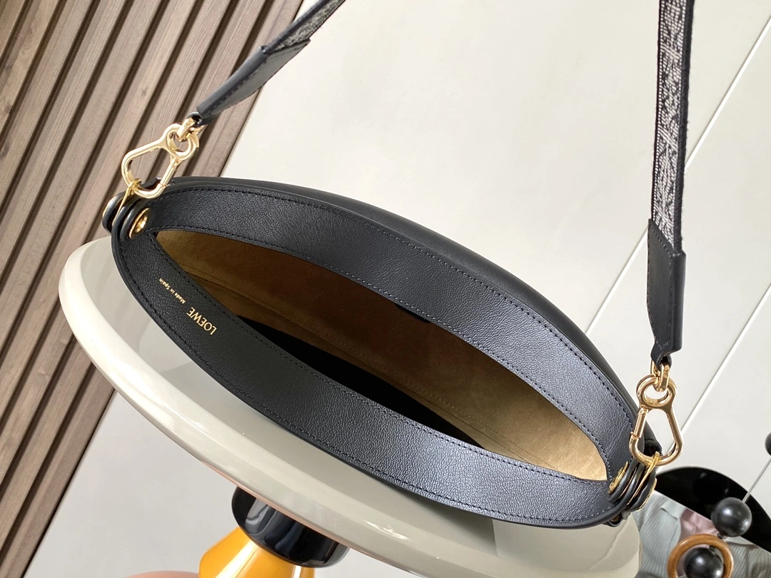 Discounted Loewe Hobo Bags