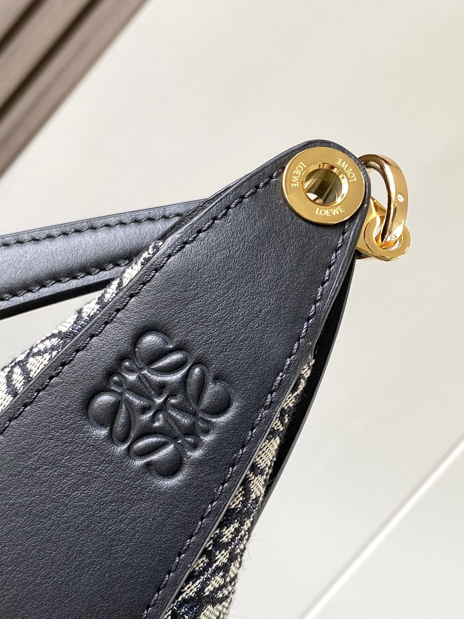 Economical Loewe Hobo Bags