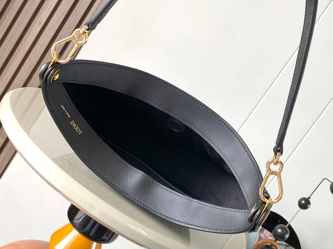 Economical Loewe Hobo Bags