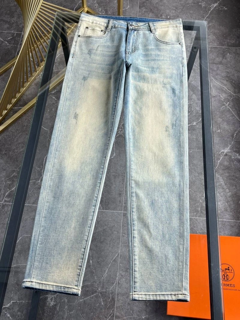 Accurate model Loewe Jeans