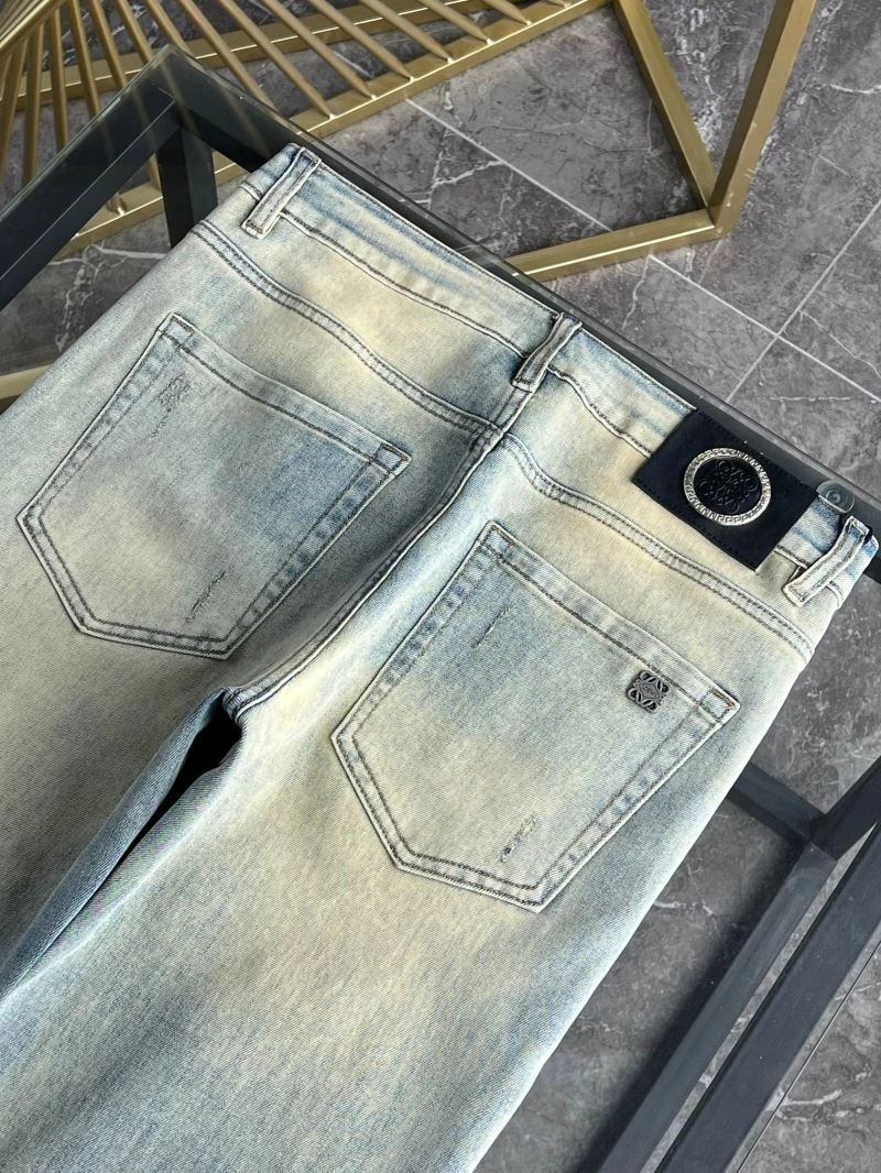 Accurate model Loewe Jeans