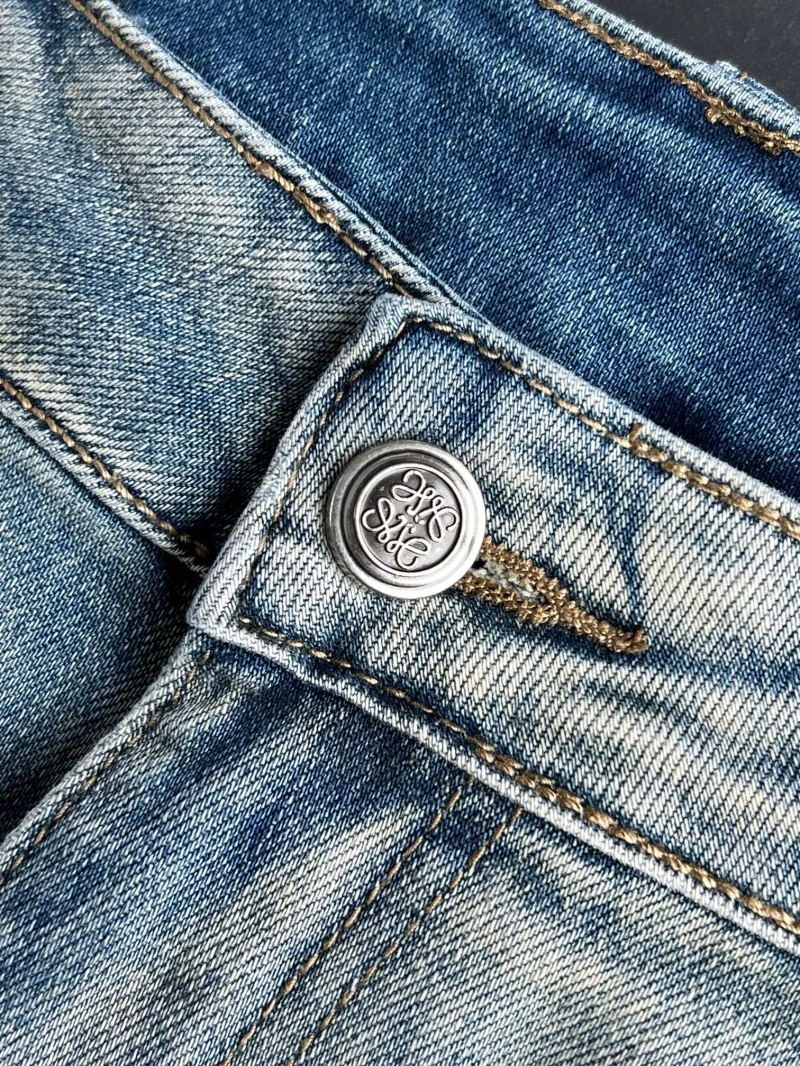Accurate model Loewe Jeans