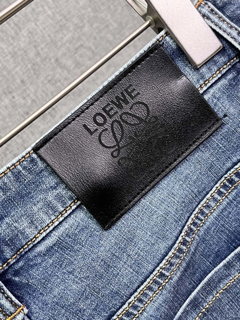 Accurate model Loewe Jeans