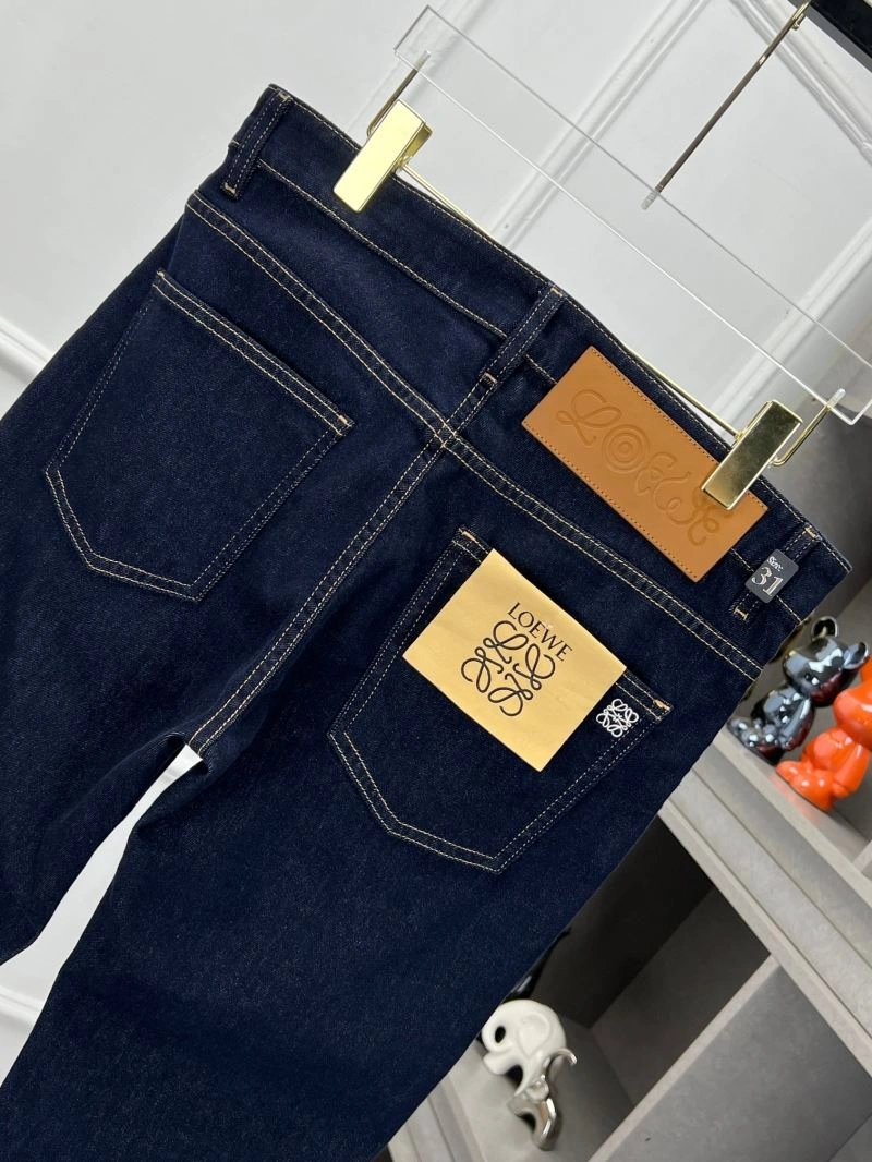 Top match Loewe Jeans