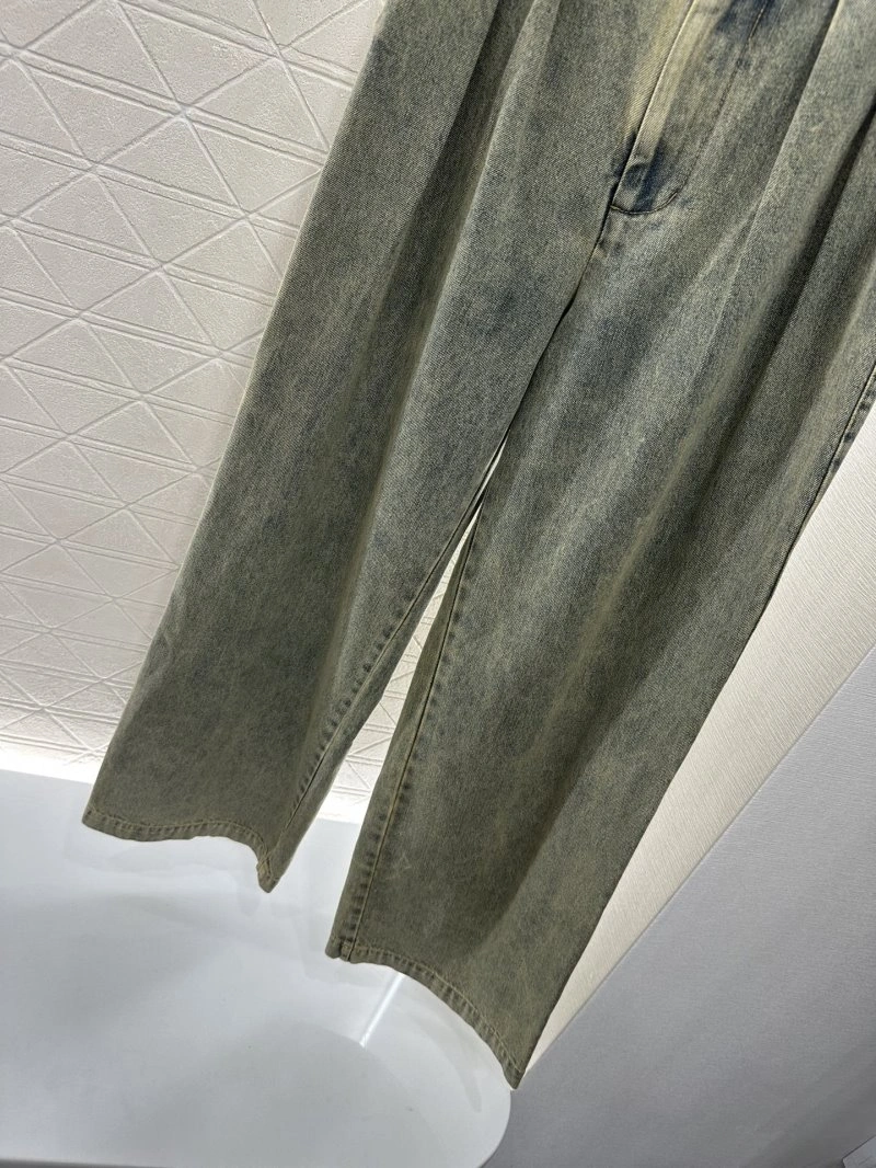 Exact replica Loewe Jeans