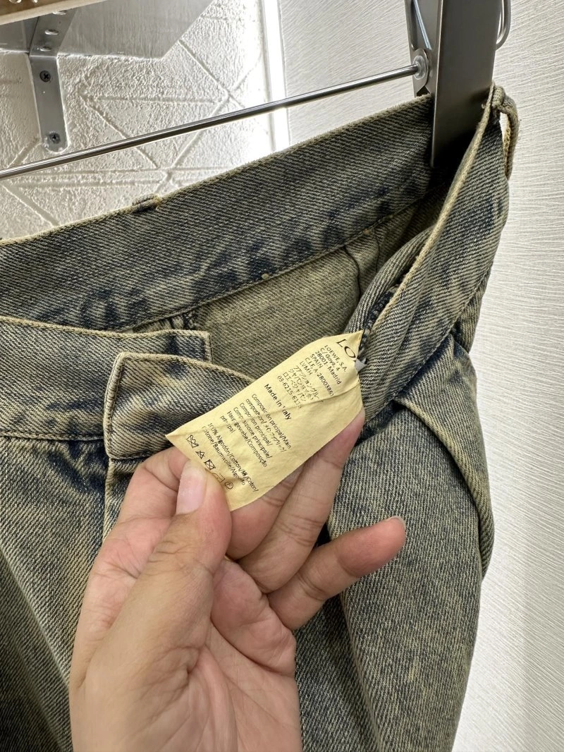 Exact replica Loewe Jeans