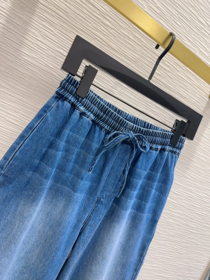 Exact replica Loewe Jeans