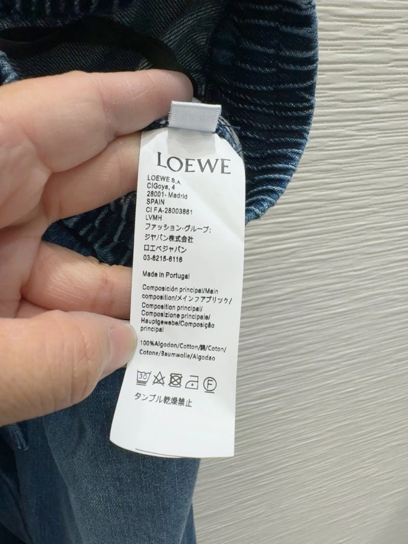 Exact replica Loewe Jeans