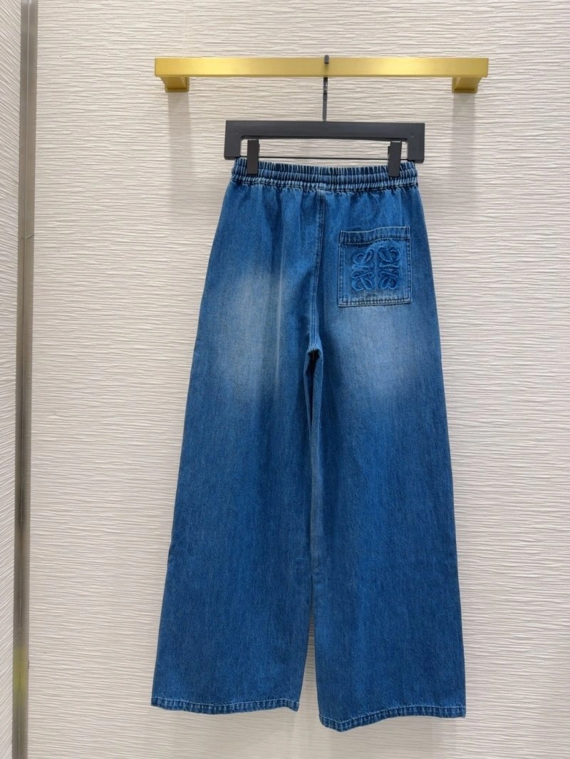 Exact replica Loewe Jeans