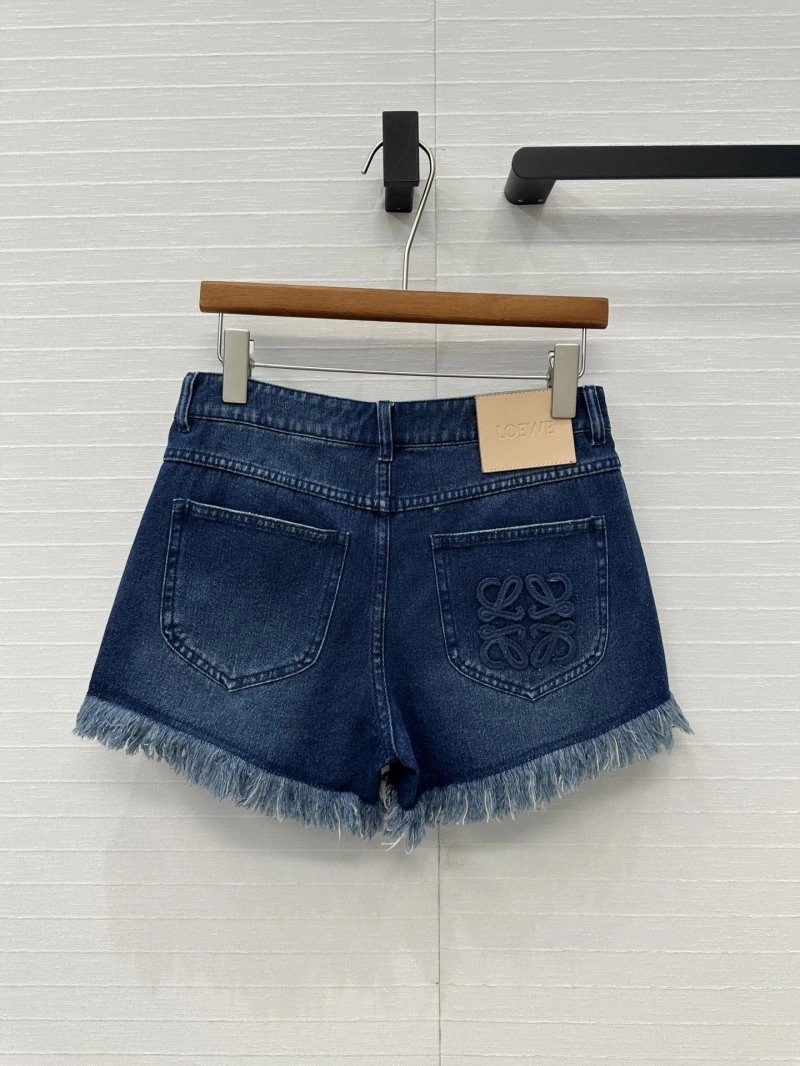 Low-cost Loewe Jeans