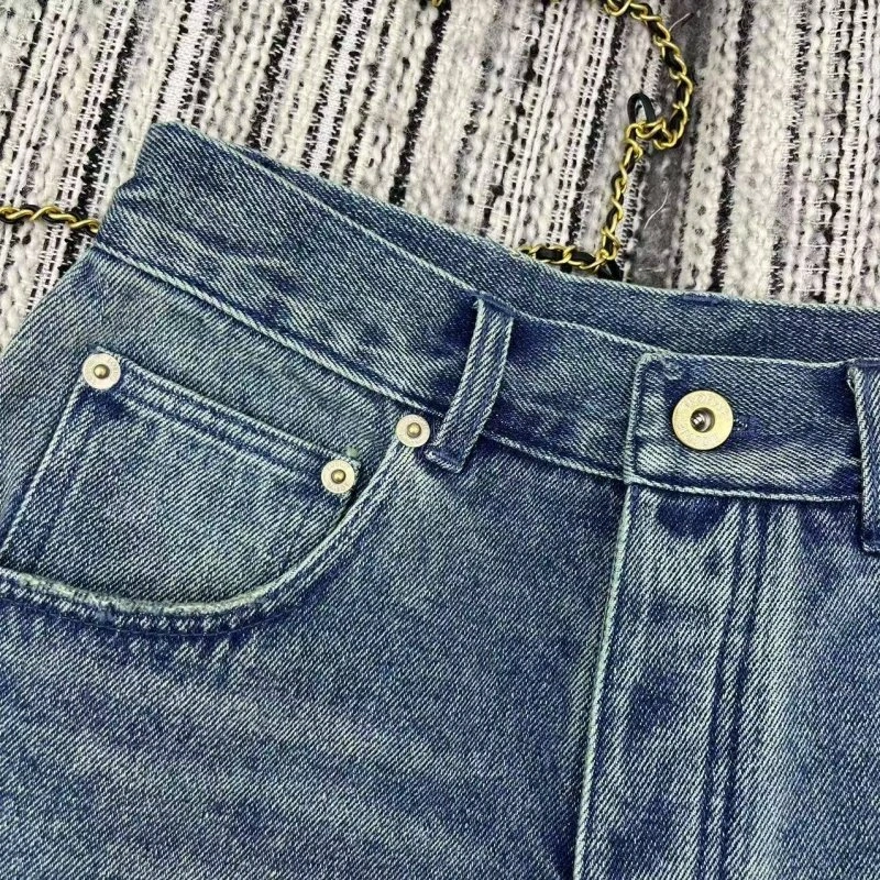 High fidelity Loewe Jeans