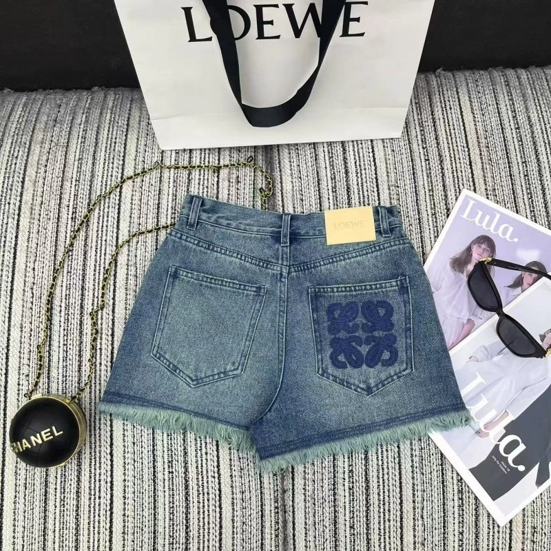 High fidelity Loewe Jeans