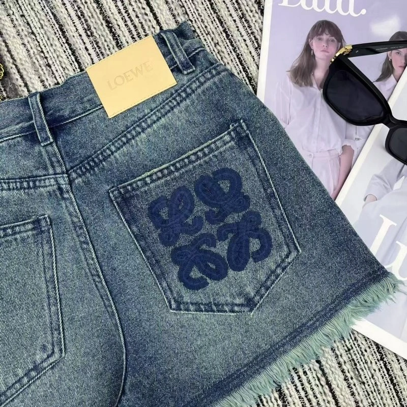 High fidelity Loewe Jeans