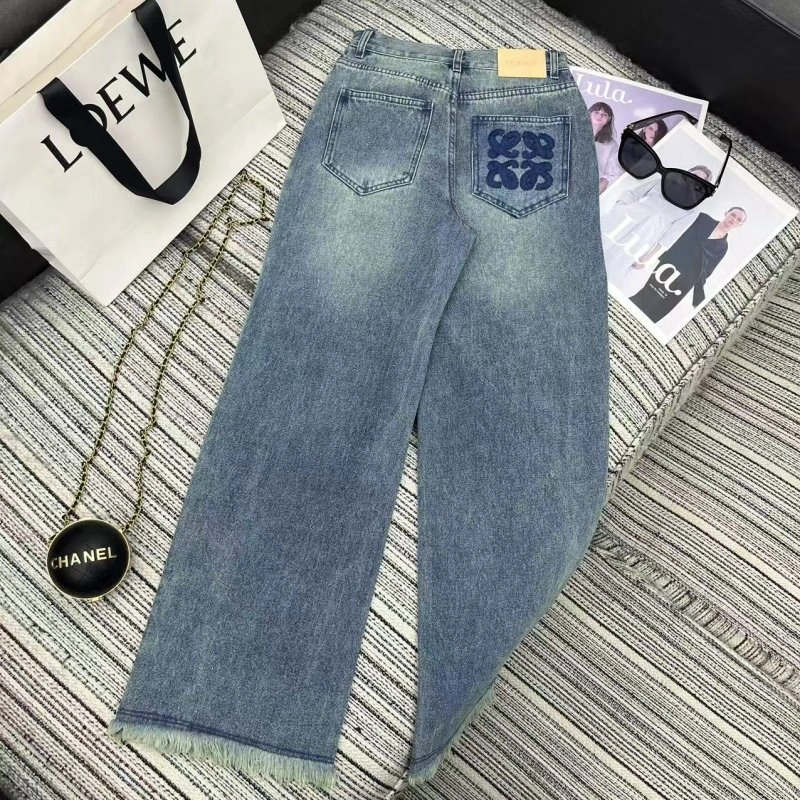 High fidelity Loewe Jeans