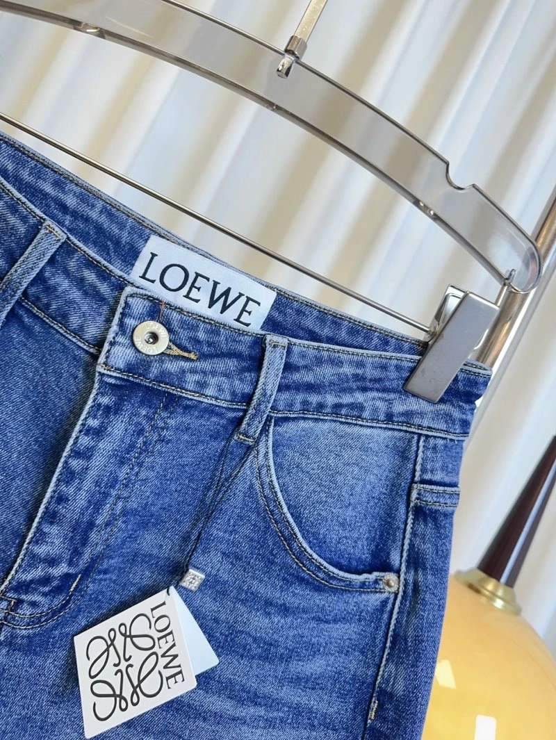 Top match Loewe Jeans