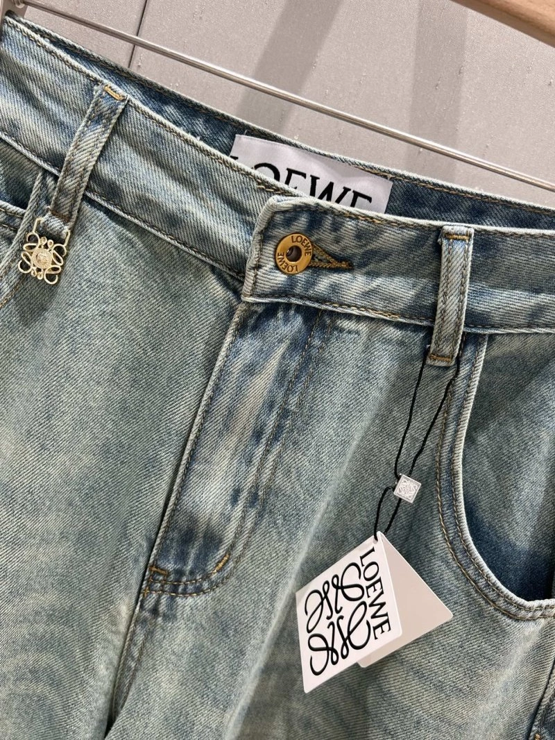 Low-cost Loewe Jeans