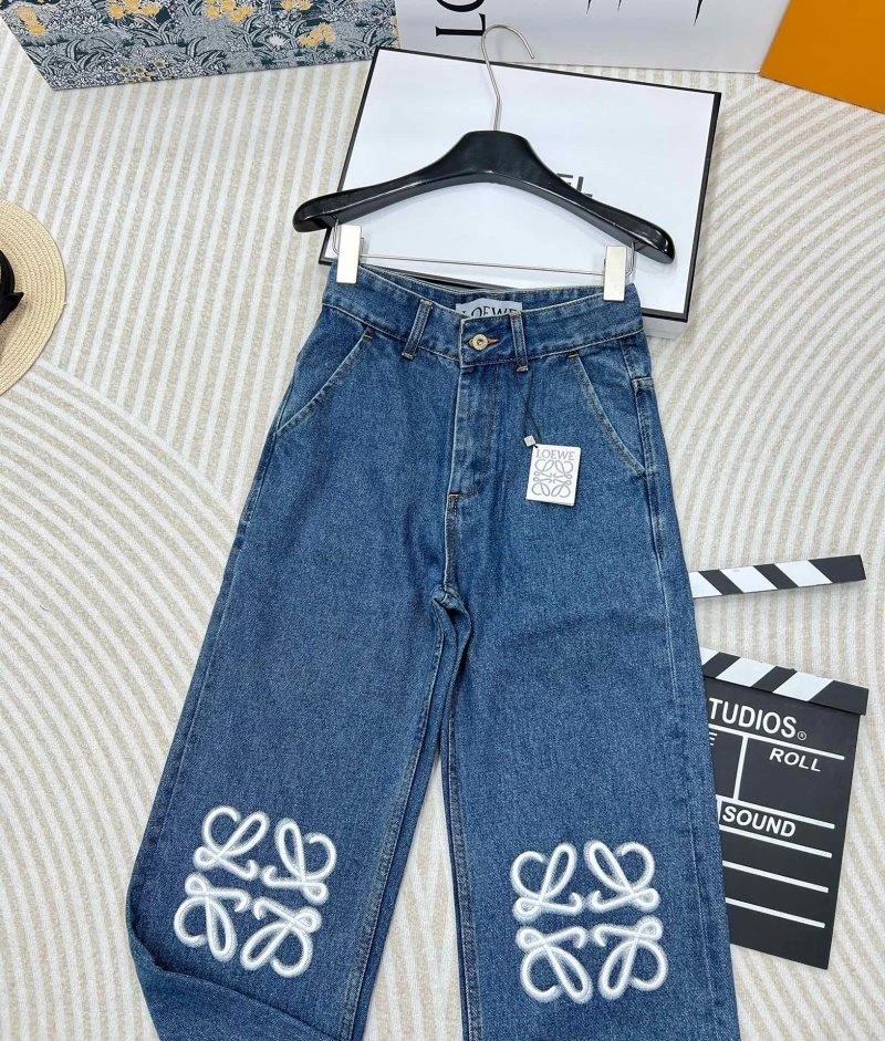 Inexpensive Loewe Jeans