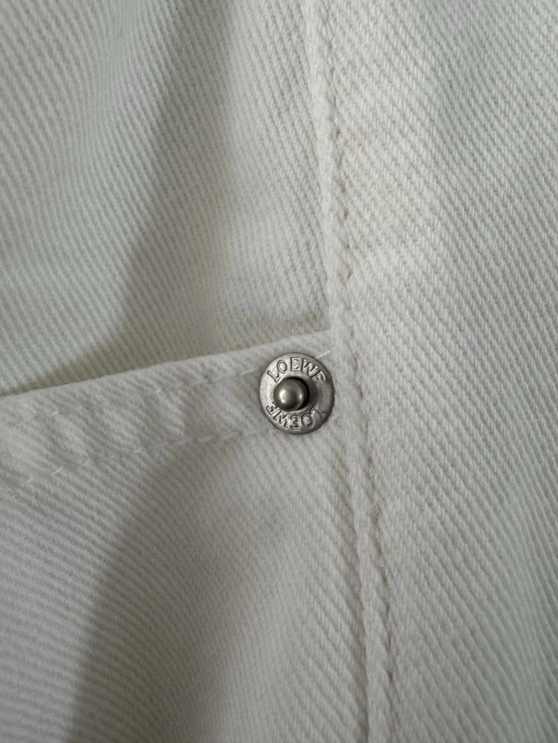 Top match Loewe Jeans