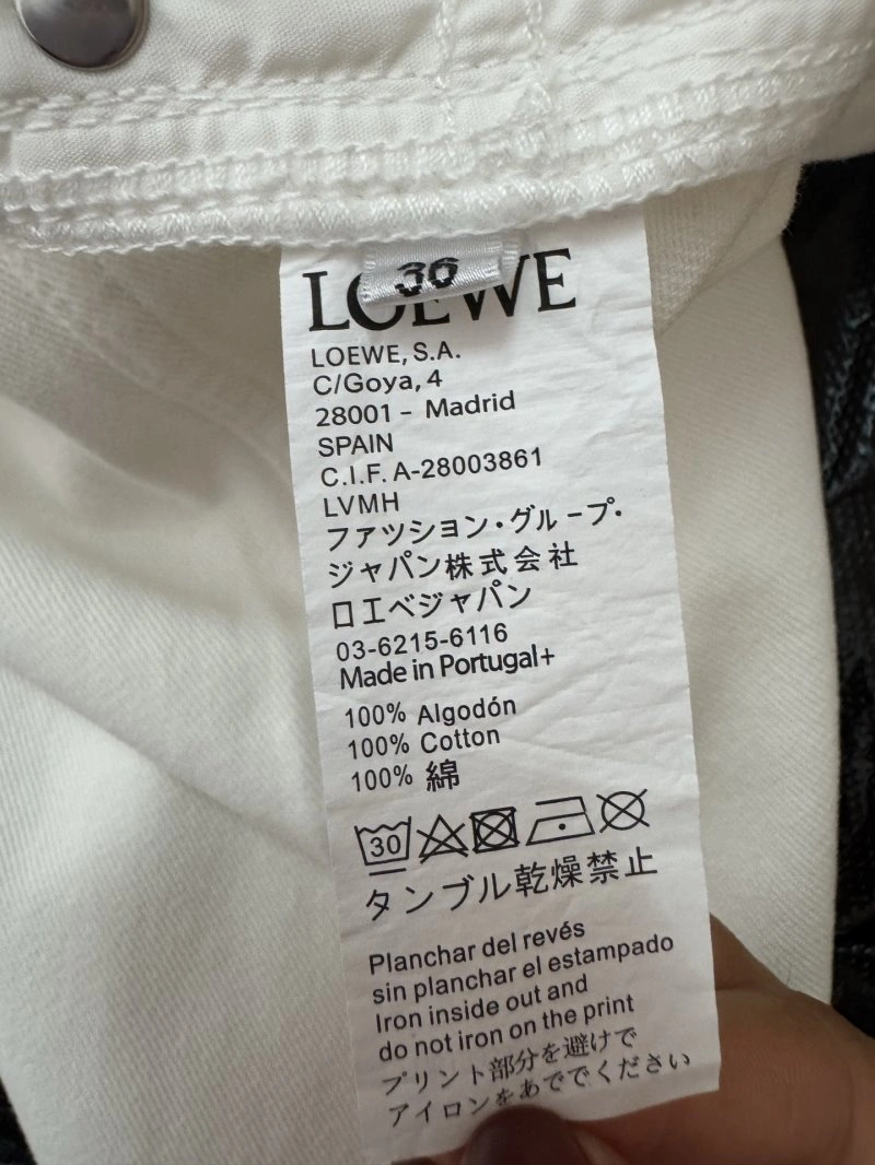 Top match Loewe Jeans