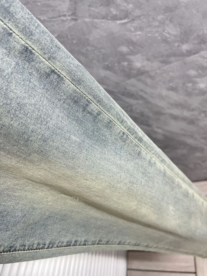 High fidelity Loewe Jeans