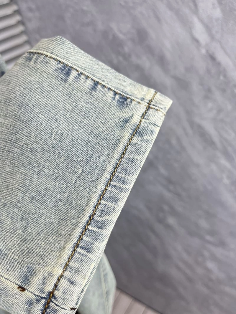 High fidelity Loewe Jeans