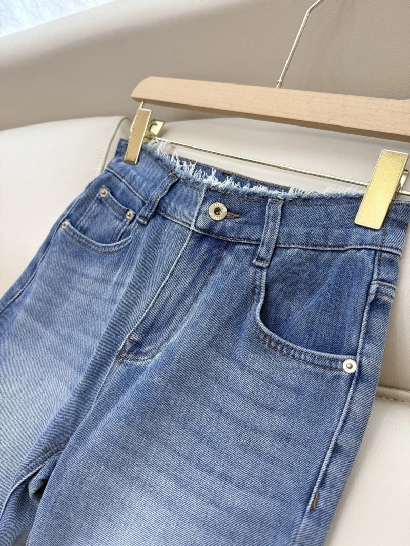 Cut-rate Loewe Jeans