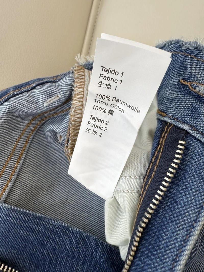 Cut-rate Loewe Jeans