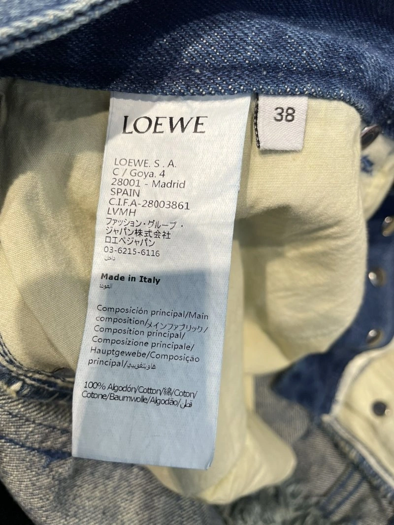 Exact replica Loewe Jeans