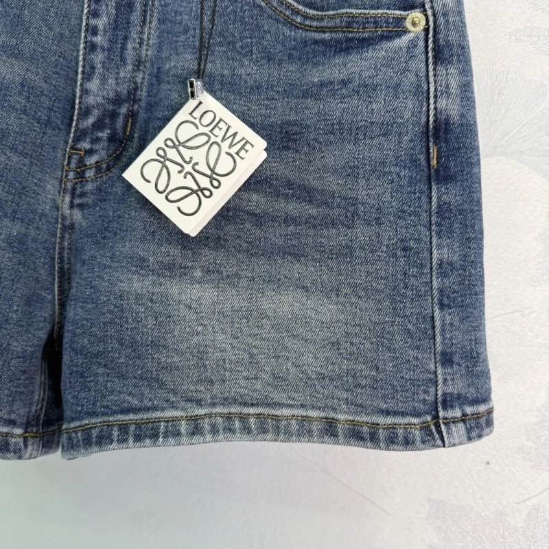 Accurate model Loewe Jeans