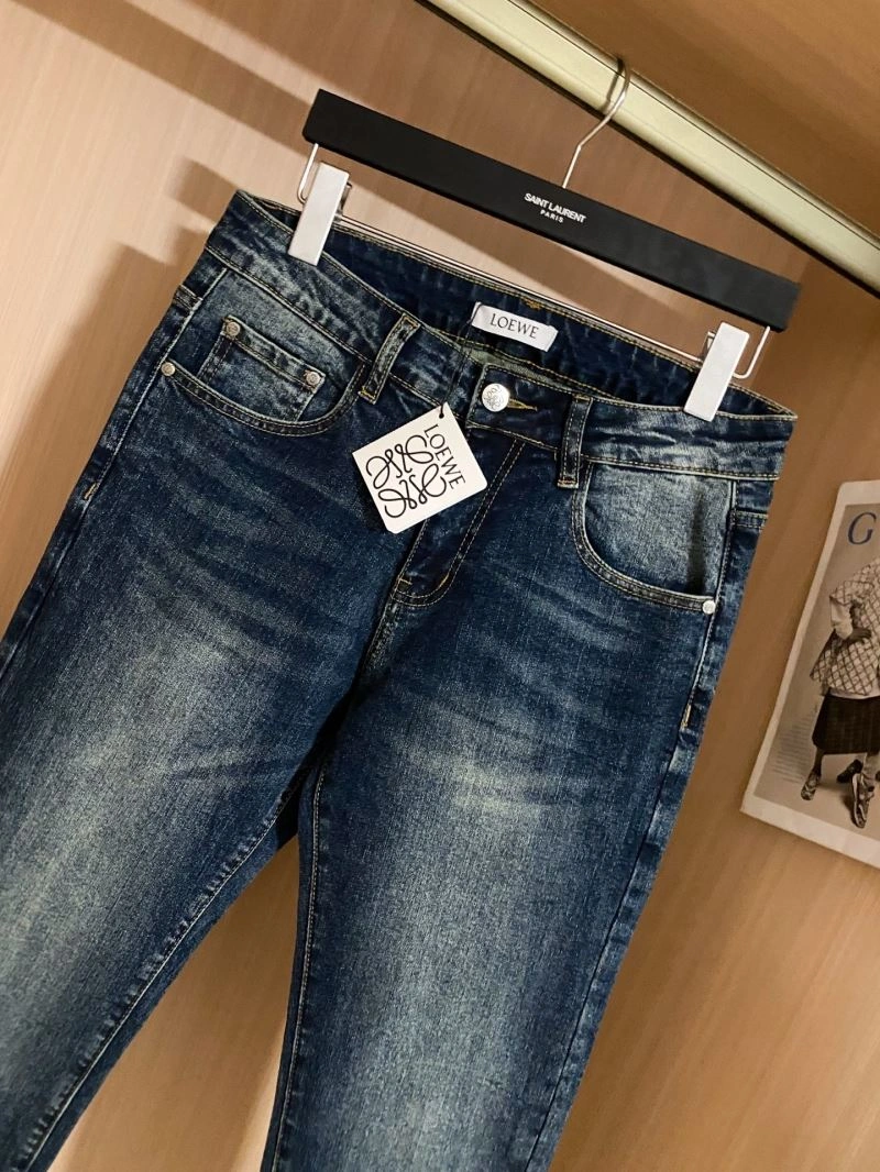 Low-cost Loewe Jeans
