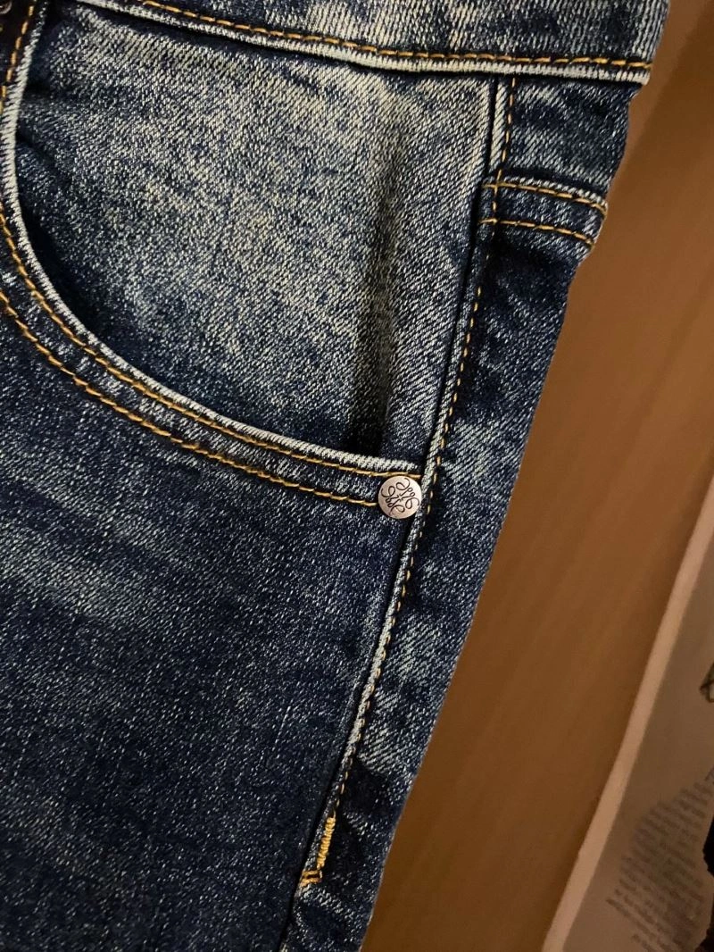 Low-cost Loewe Jeans