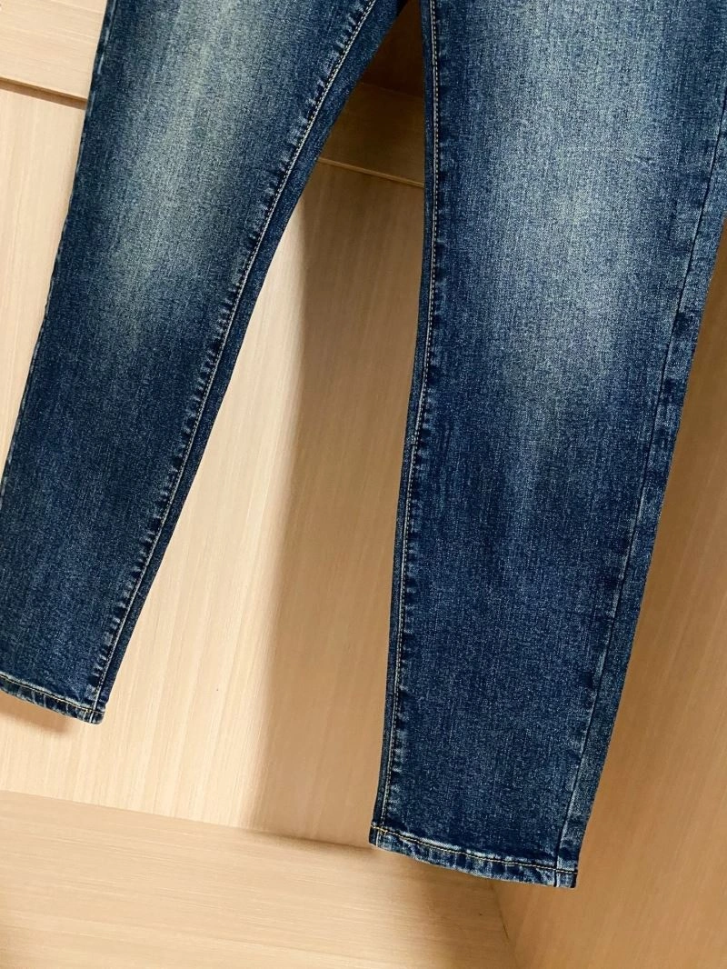 Low-cost Loewe Jeans